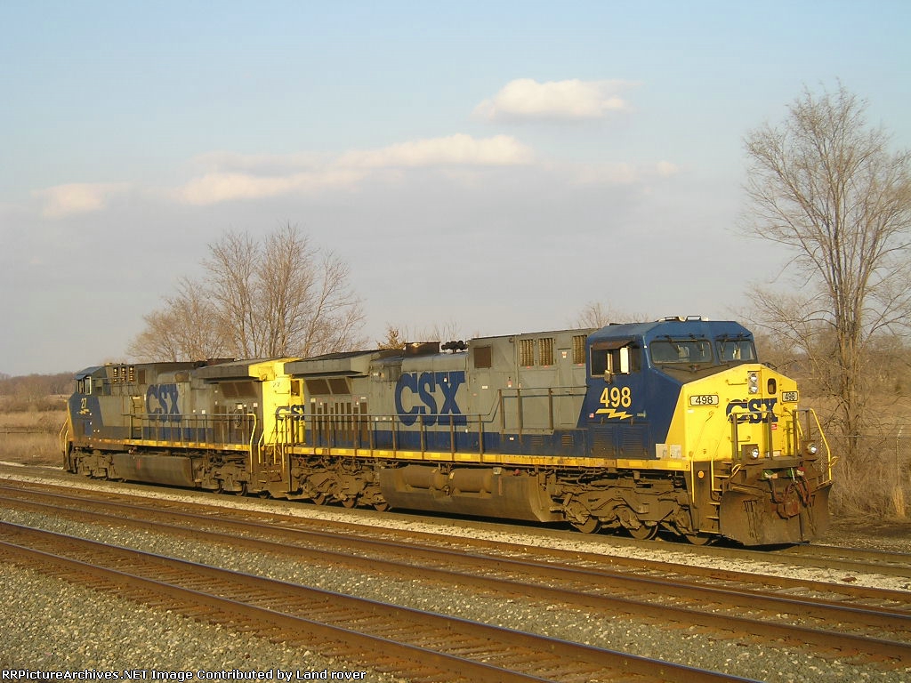 CSX 498 On CSX E 411